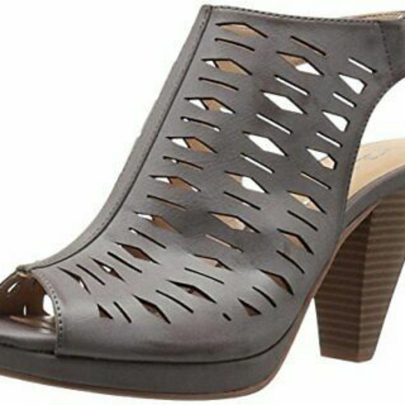 CL by Laundry | Shoes | Cl By Chinese Laundry Wisdom Gray Ankle Bootie ...